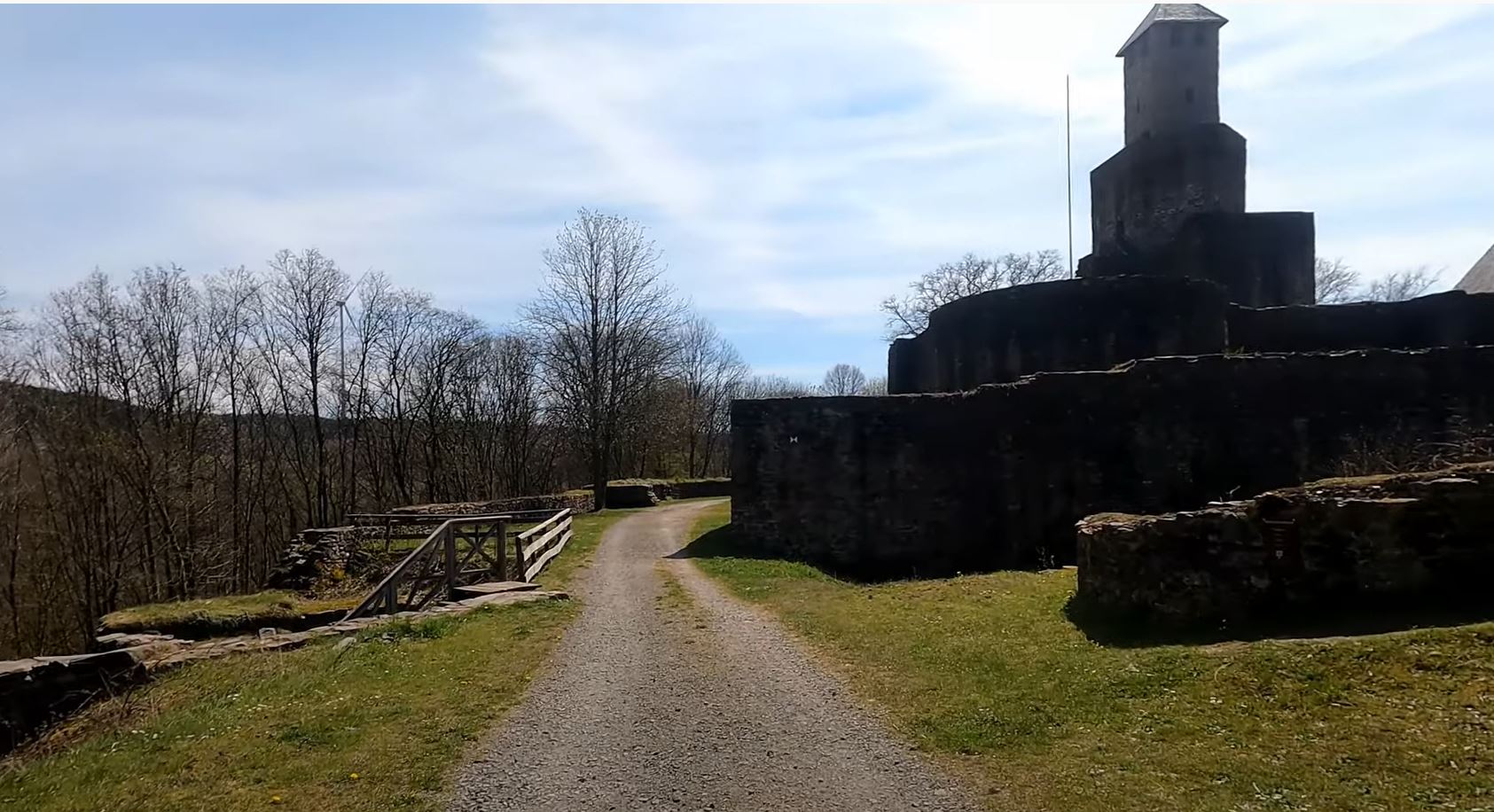 Grimburg – Eine Geheimtipp an Burgruine – Saarland und mehr